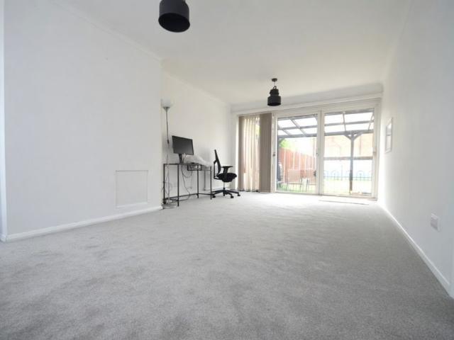 2 bedroom Semi detached house to rent