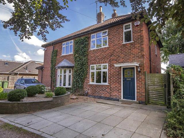 2 bedroom semi detached house to rent