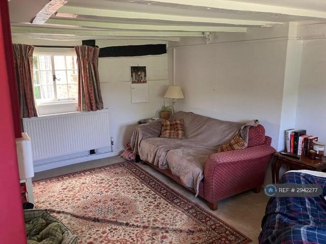 2 bedroom semi detached house to rent