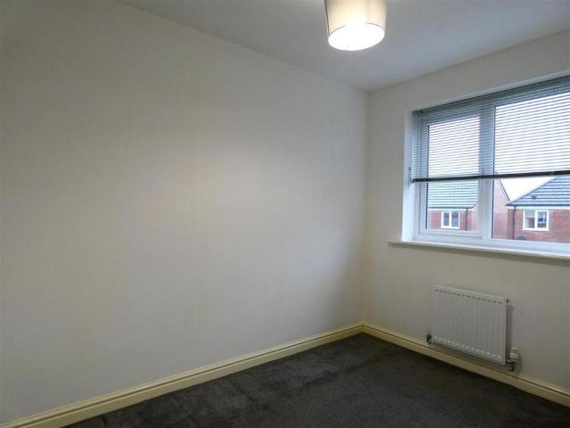 2 bedroom semi detached house to rent
