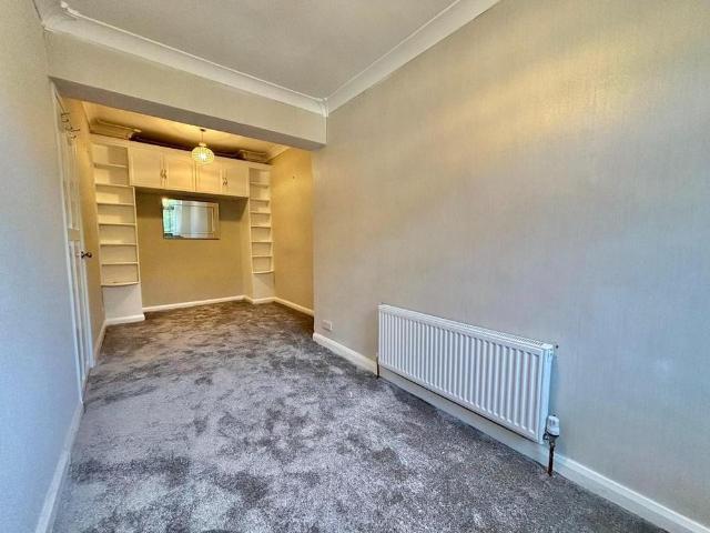 2 bedroom semi detached house to rent