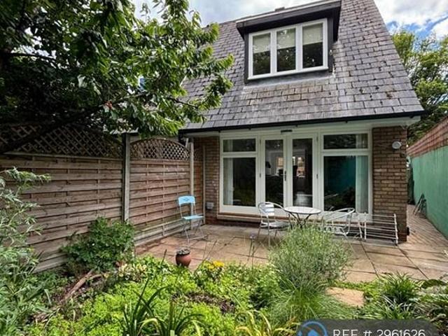 2 bedroom semi detached house to rent
