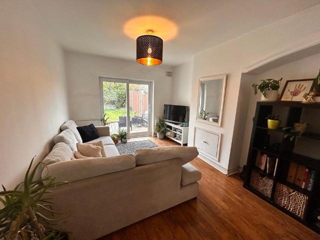 2 bedroom semi detached house to rent
