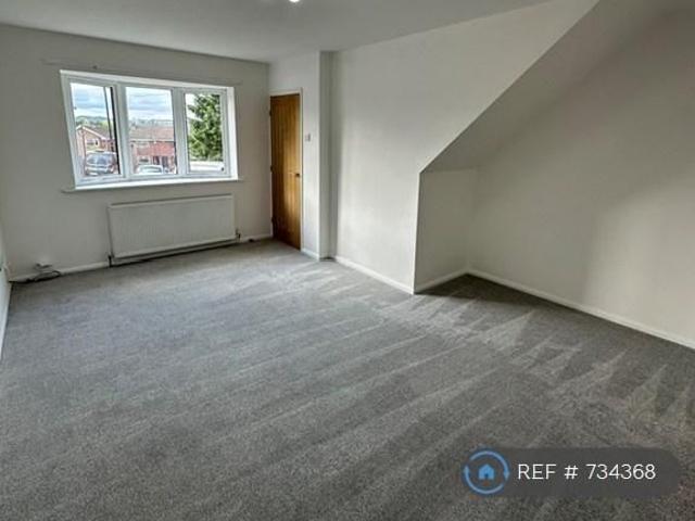 2 bedroom semi detached house to rent