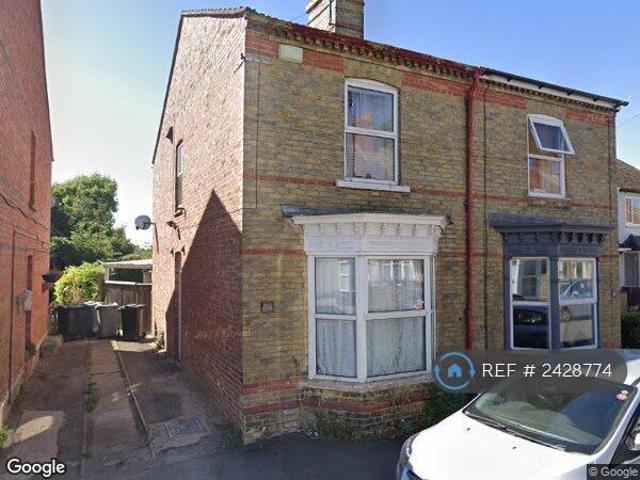 2 bedroom semi detached house to rent