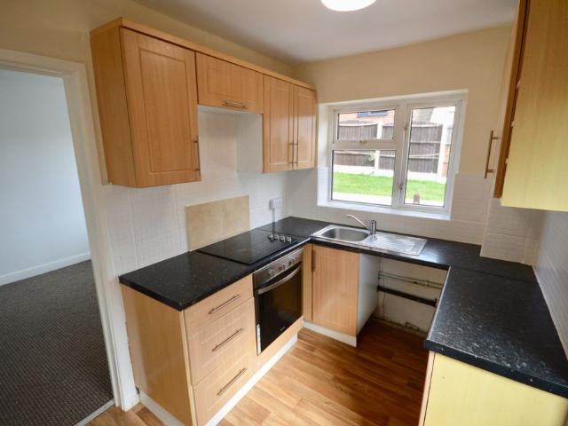 2 bedroom semi detached house to rent