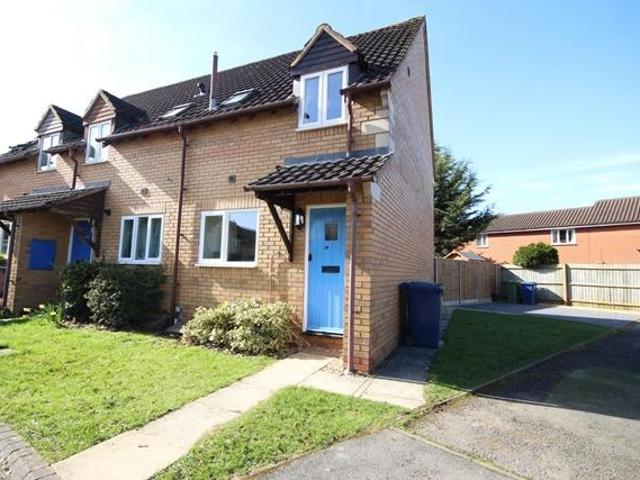 2 bedroom semi detached house to rent