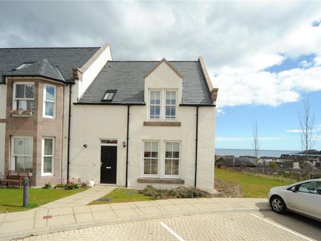 2 bedroom semi detached house to rent