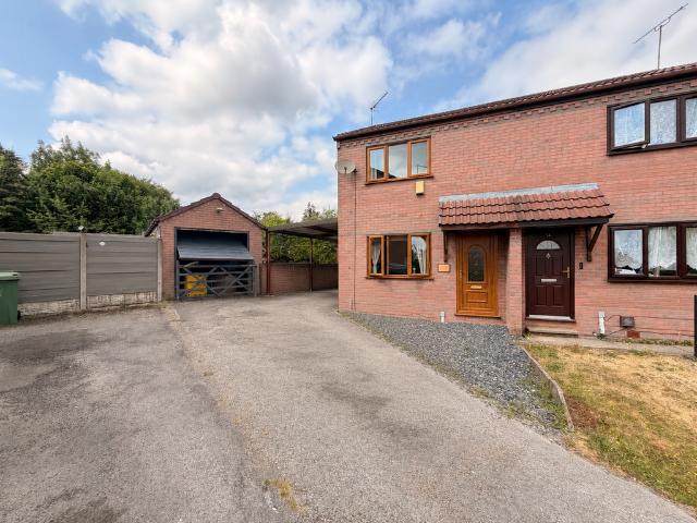 2 bedroom semi detached house to rent