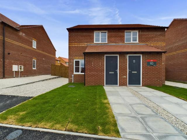 2 bedroom semi detached house to rent
