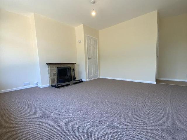 2 bedroom semi detached house to rent