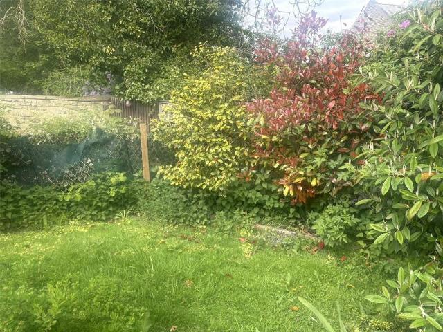 2 bedroom semi detached house to rent