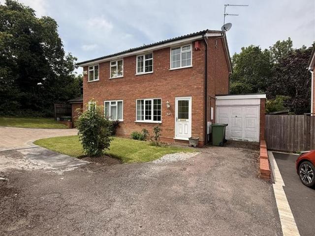 2 bedroom semi detached house to rent