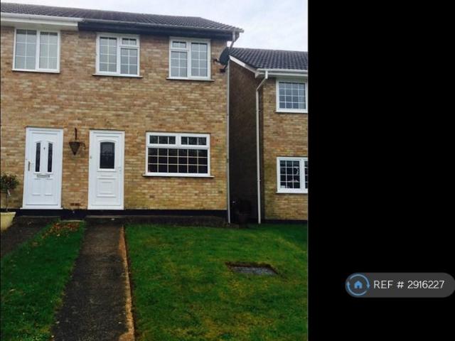 2 bedroom semi detached house to rent