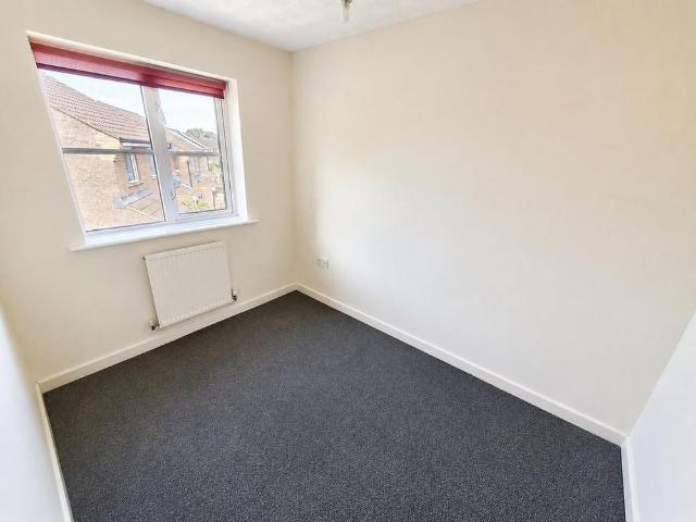 2 bedroom semi detached house to rent
