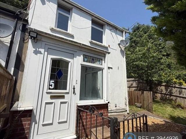 2 bedroom semi detached house to rent