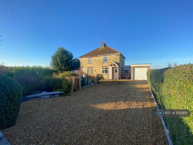 2 bedroom semi detached house to rent