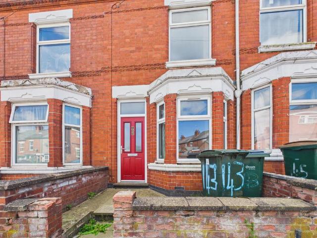 2 bedroom semi detached house to rent