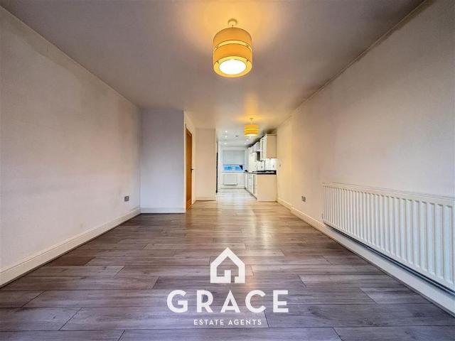 2 bedroom semi detached house to rent