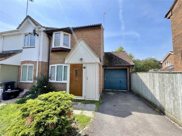 2 bedroom semi detached house to rent
