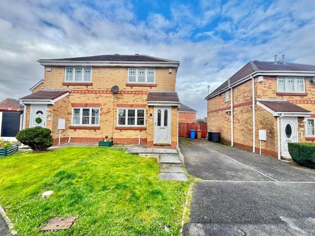 2 bedroom semi detached house to rent