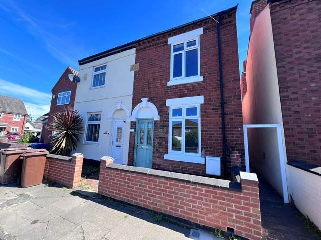 2 bedroom semi detached house to rent
