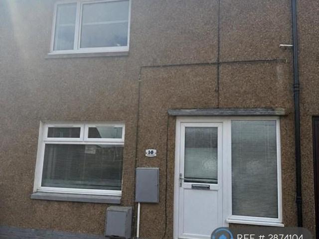 2 bedroom semi detached house to rent