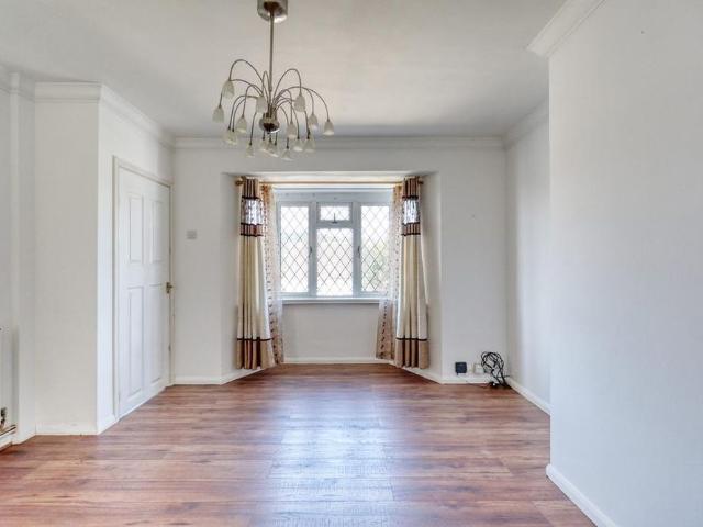 2 bedroom semi detached house to rent