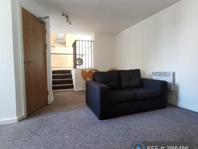 2 bedroom semi detached house to rent