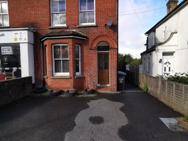 2 bedroom semi detached house to rent