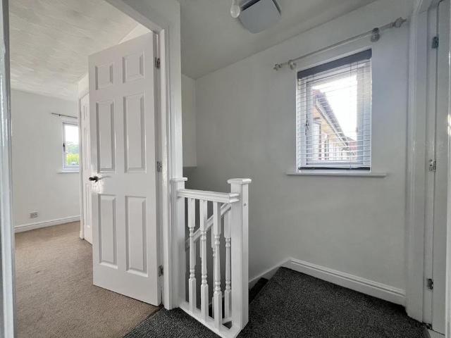 2 bedroom semi detached house to rent