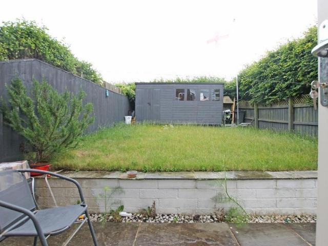 2 bedroom semi detached house to rent
