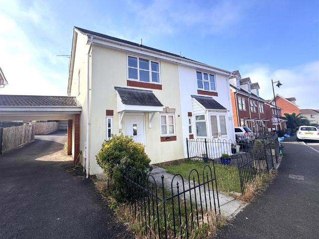 2 bedroom semi detached house to rent