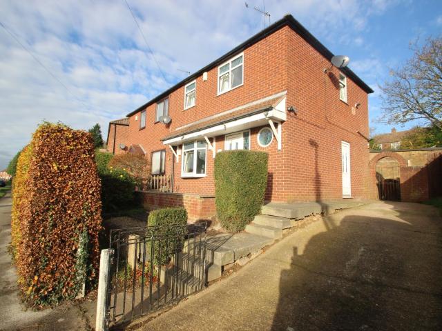 2 bedroom semi detached house to rent