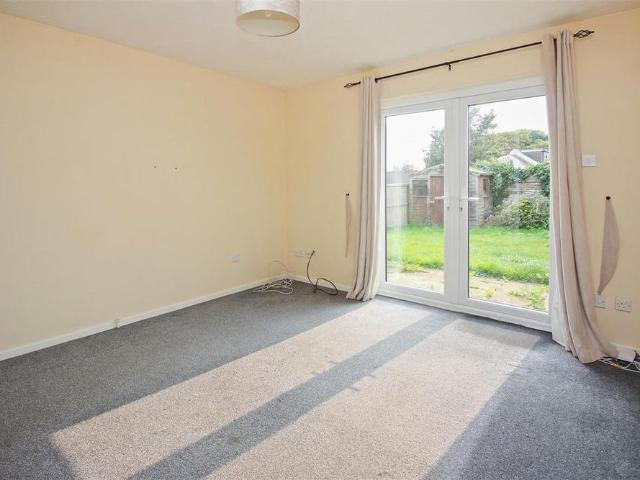 2 bedroom semi detached house to rent