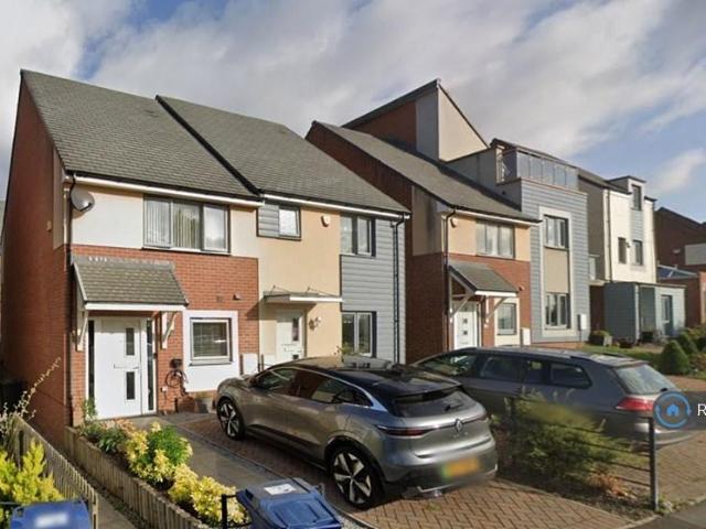 2 bedroom semi detached house to rent