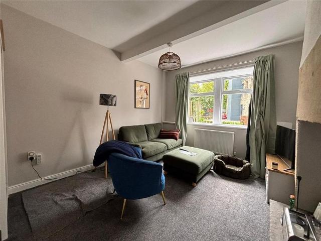 2 bedroom semi detached house to rent