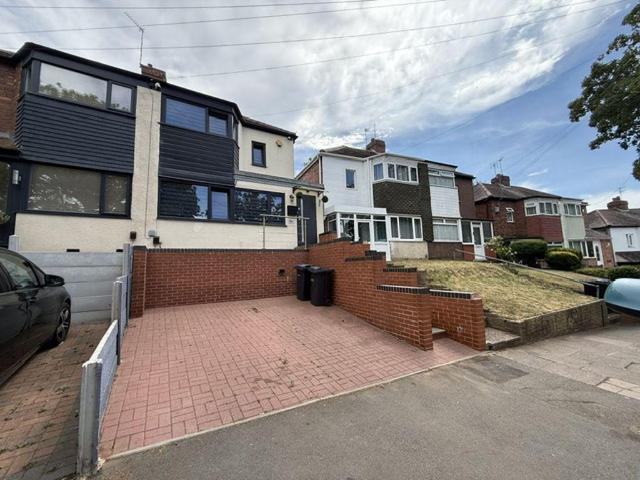 2 bedroom semi detached house to rent