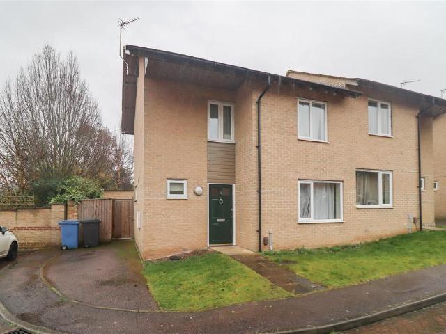 2 bedroom semi detached house to rent