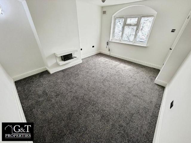 2 bedroom semi detached house to rent