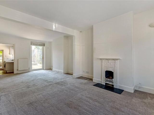 2 bedroom semi detached house to rent