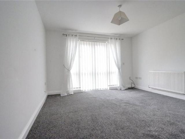 2 bedroom semi detached house to rent