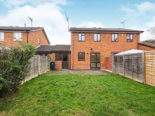 2 bedroom semi detached house to rent