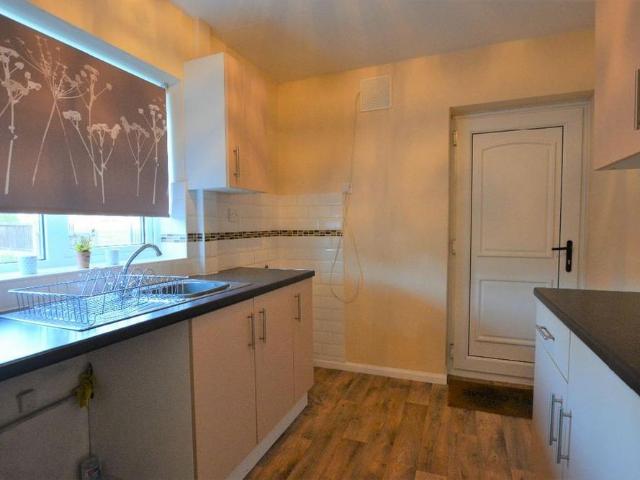 2 bedroom semi detached house to rent