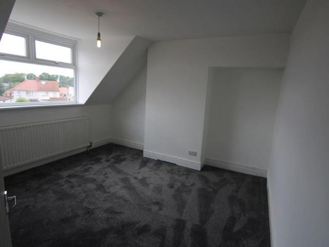 2 bedroom semi detached house to rent
