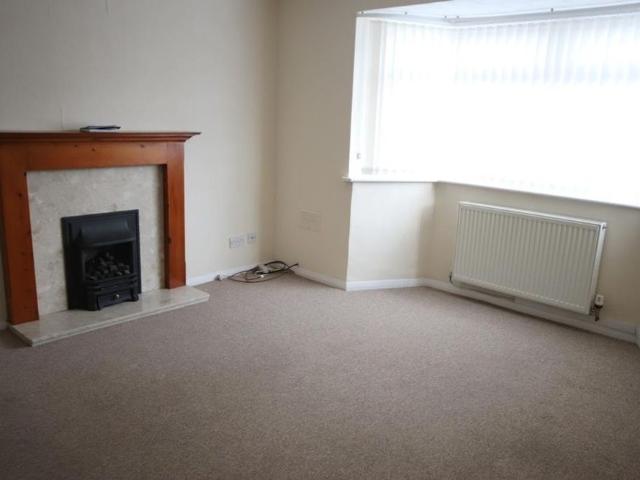 2 bedroom semi detached house to rent