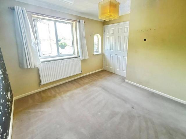2 bedroom semi detached house to rent