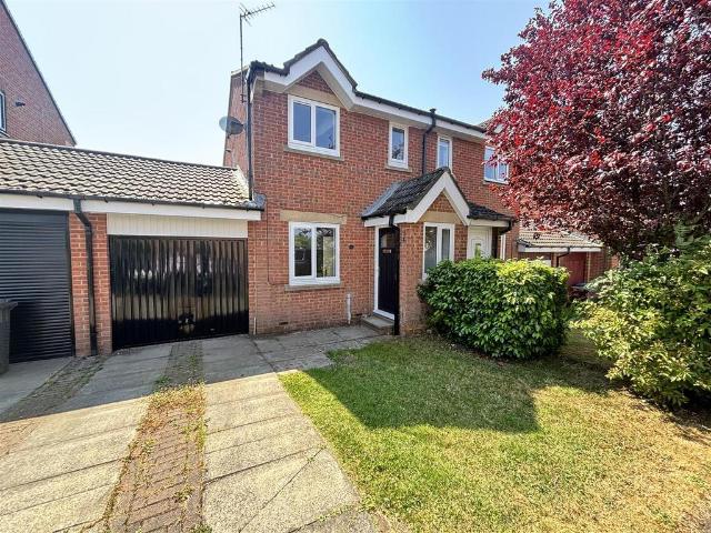 2 bedroom semi detached house to rent