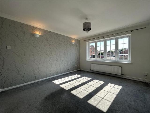 2 bedroom semi detached house to rent