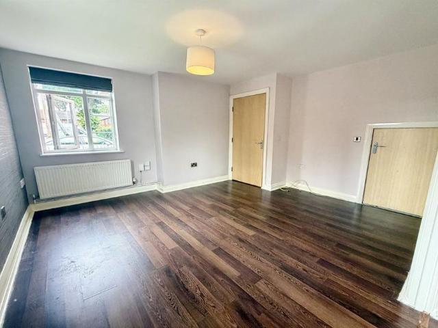 2 bedroom semi detached house to rent